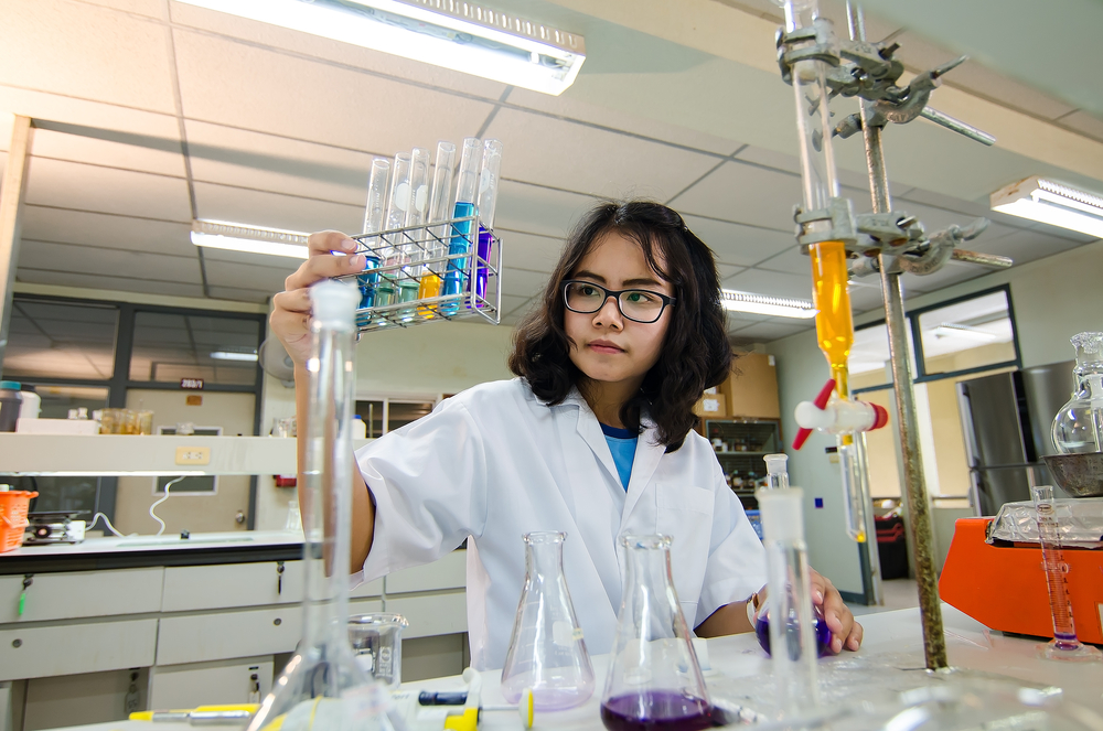 What is a BS Biology Course? Career Opportunities