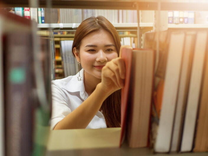 STEM Strand Courses: What You Need to Know (+Tips to Choose)